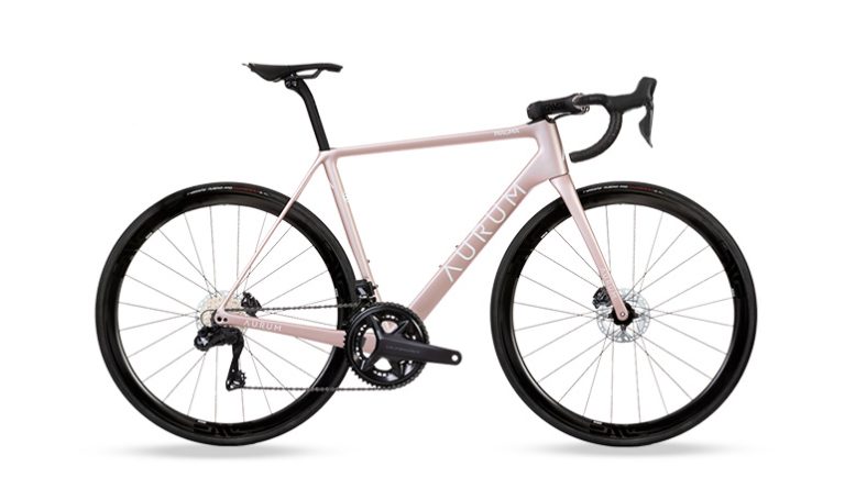 The pros and cons of electronic shifting vs mechanical | AURUM