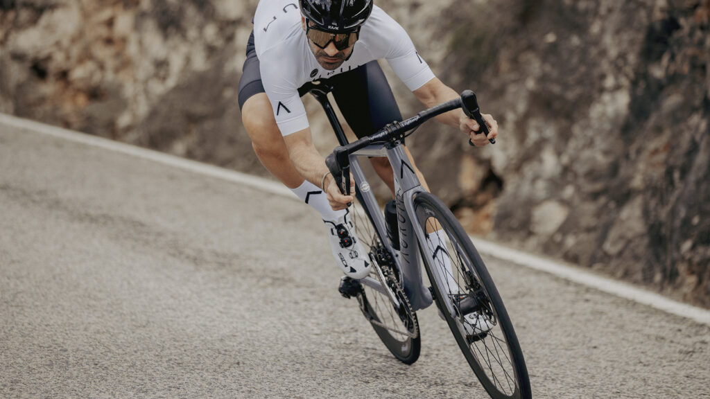 NEW AGATE GREY COLOR FOR MAGMA