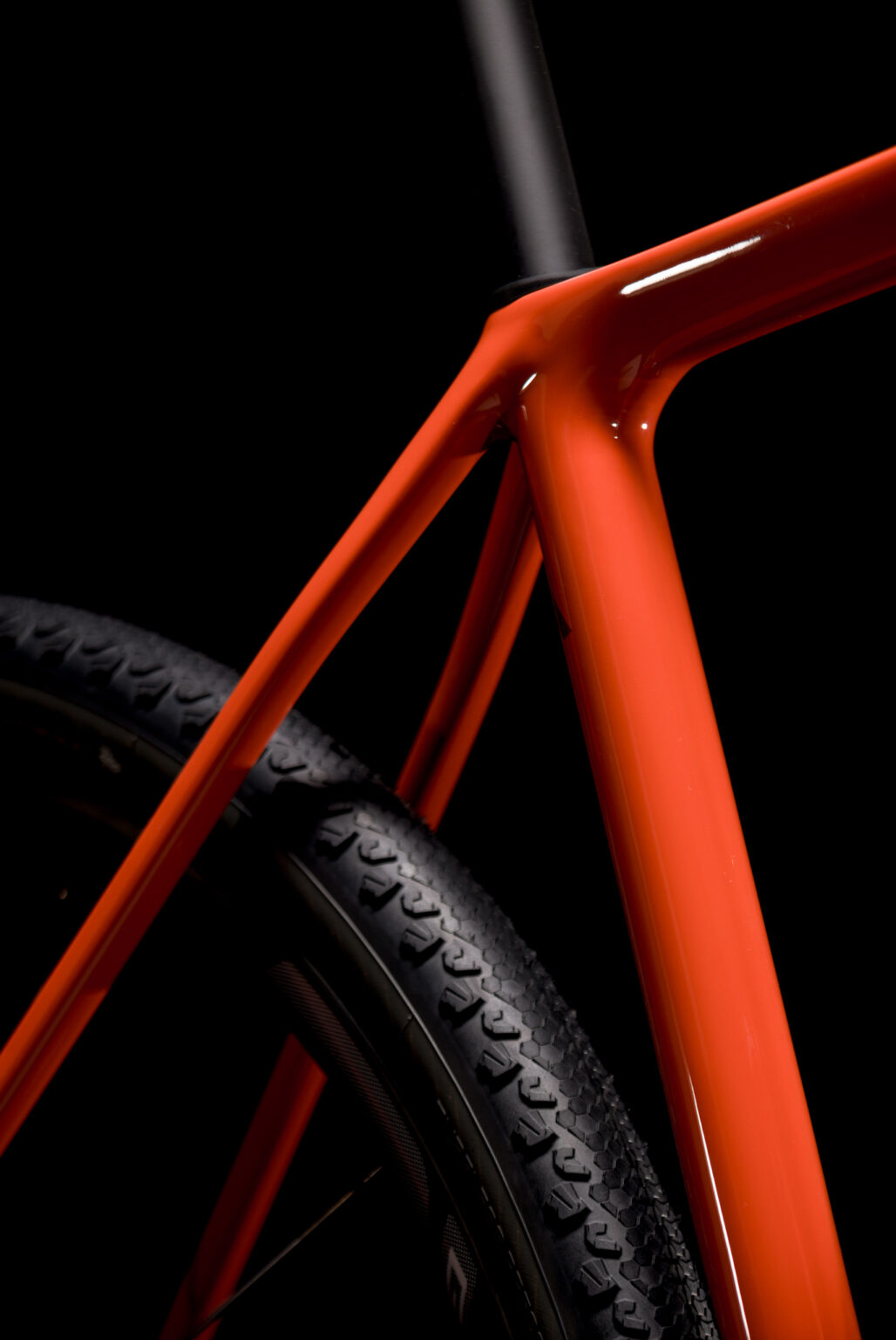 Explora el rendimiento sin límites en gravel con MANTO