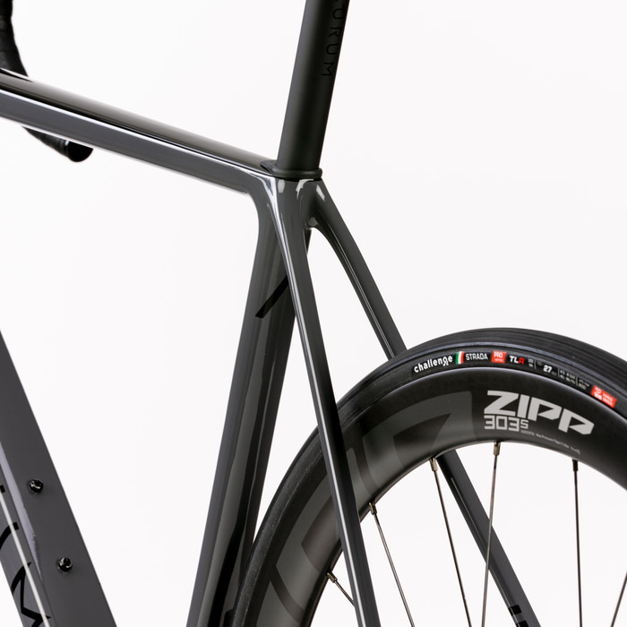 ESSENTIA: High-Performance Bikes by AURUM
